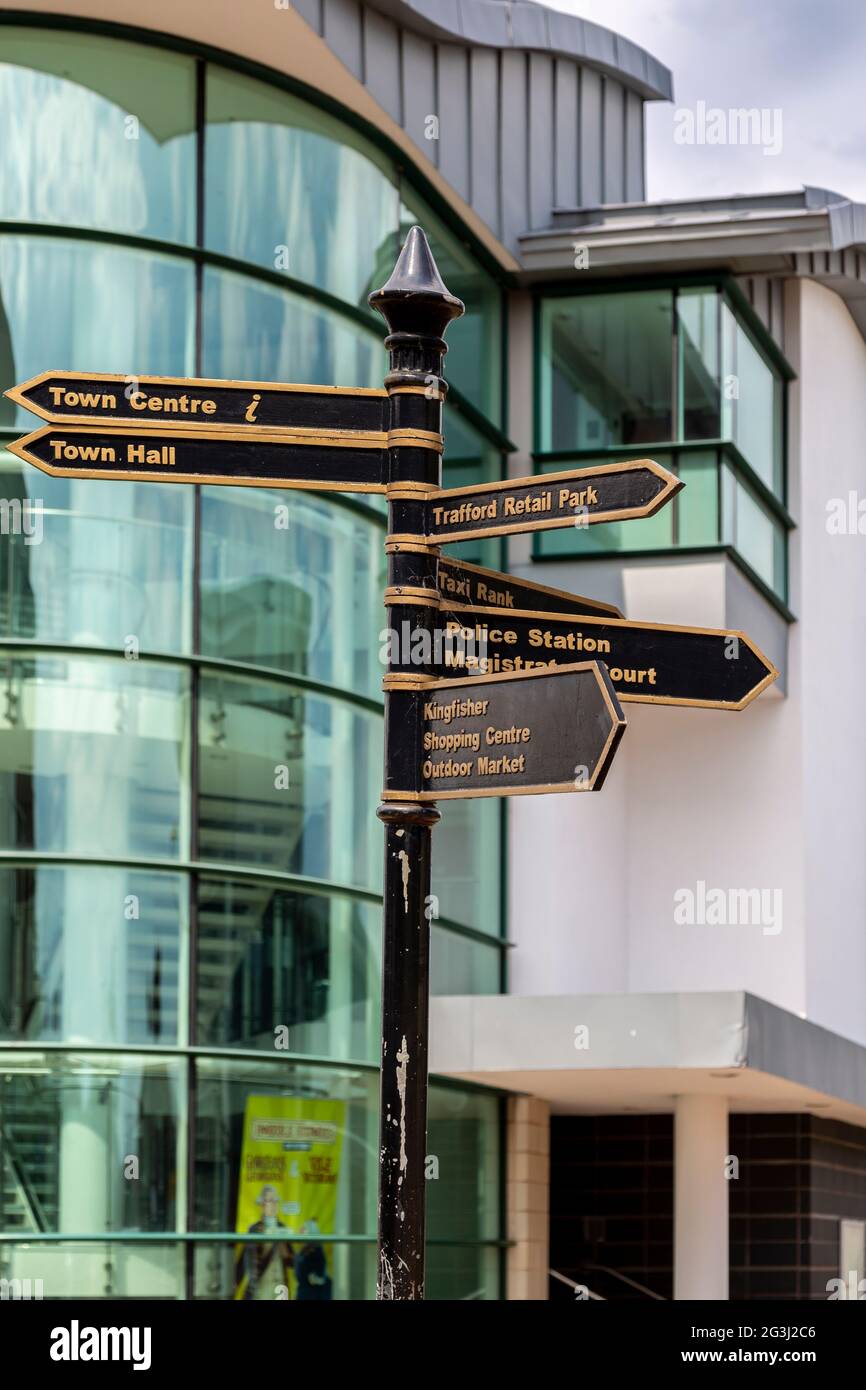 Palace theatre redditch hi-res stock photography and images - Alamy