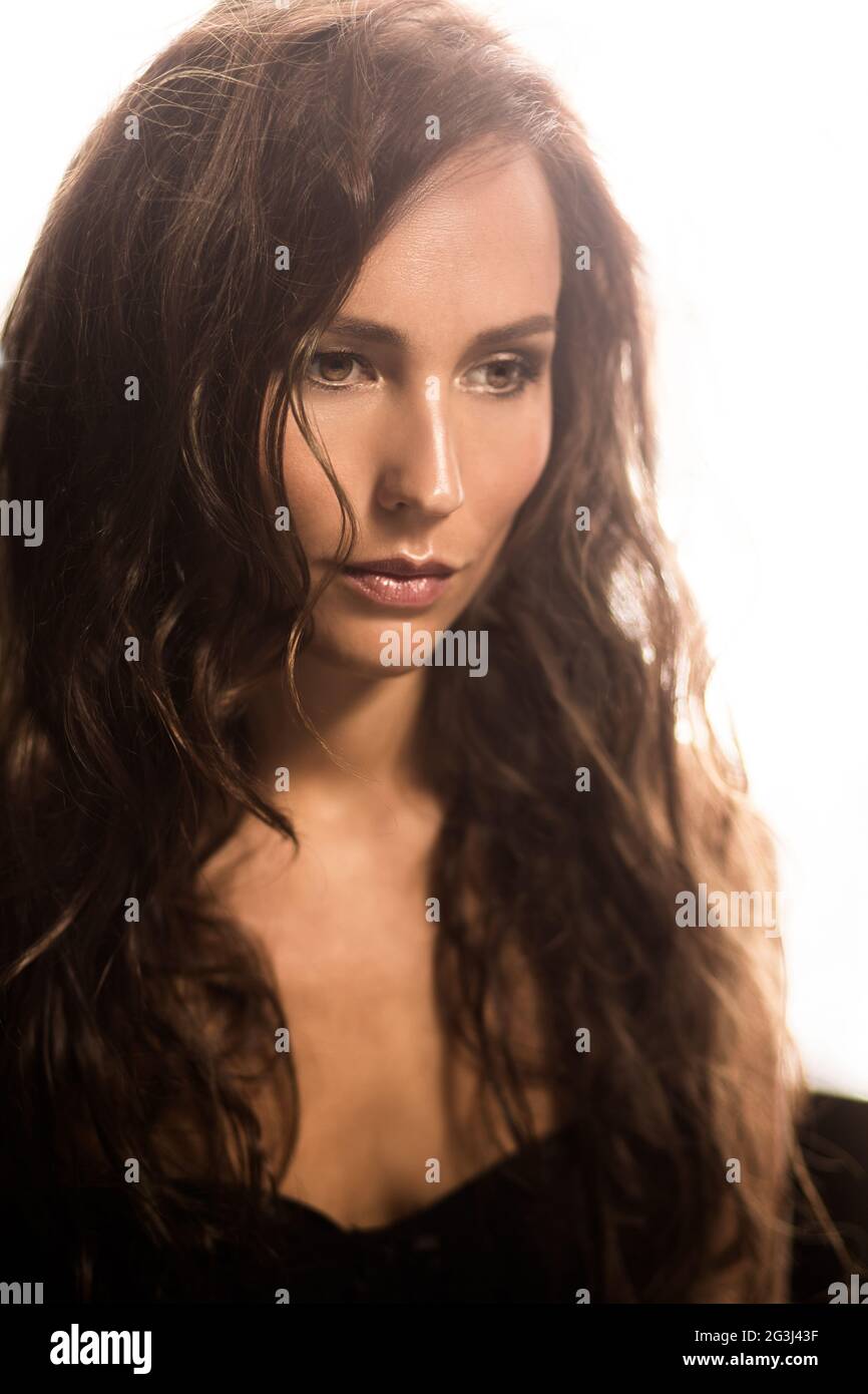 Portrait of fashion model in photo studio Stock Photo - Alamy