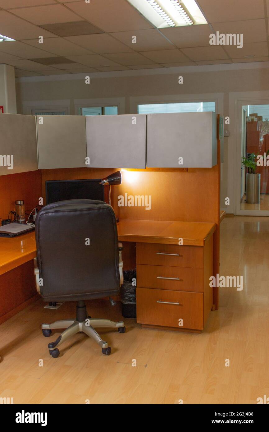 Interior of a modern and beautiful empty office building Stock Photo ...