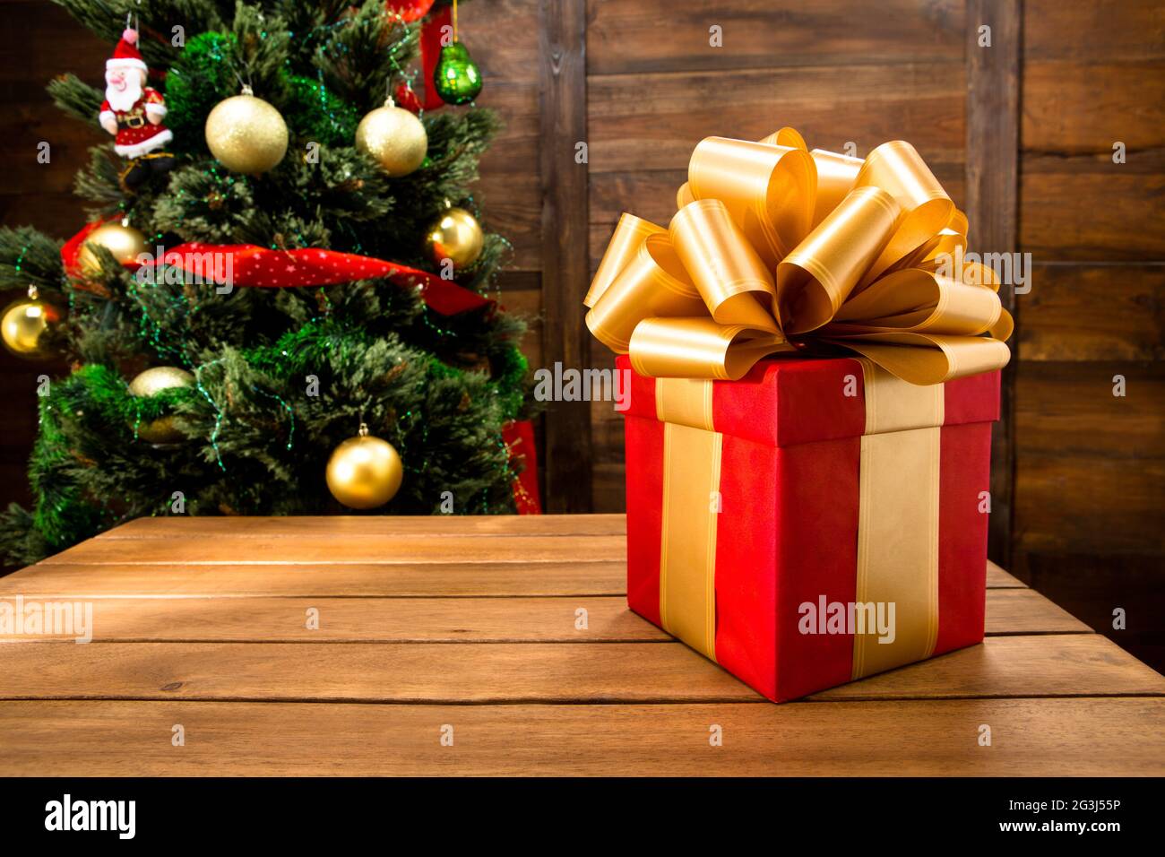 Xmas new year present hi-res stock photography and images - Alamy