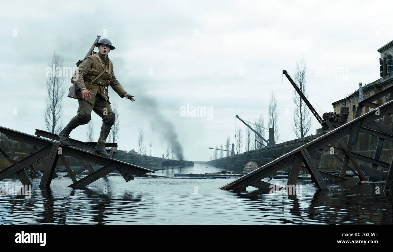 1917 the film hi-res stock photography and images - Alamy