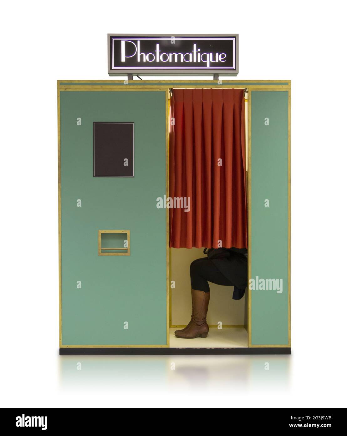Old style photo booth hi-res stock photography and images - Alamy