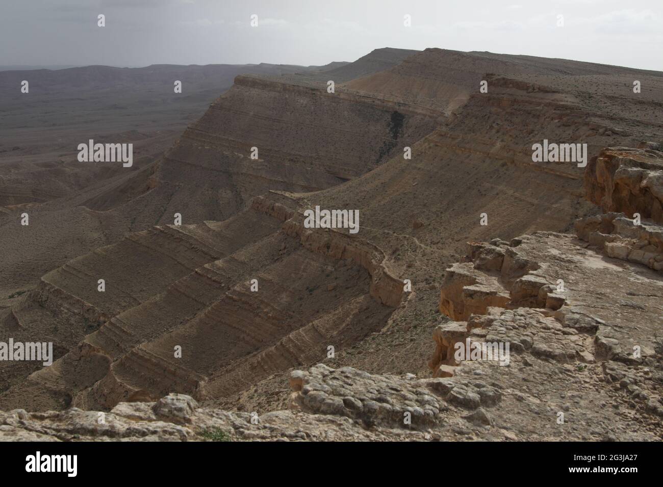 Large Makhtesh, a huge crater created by erosion in ancient geological ...