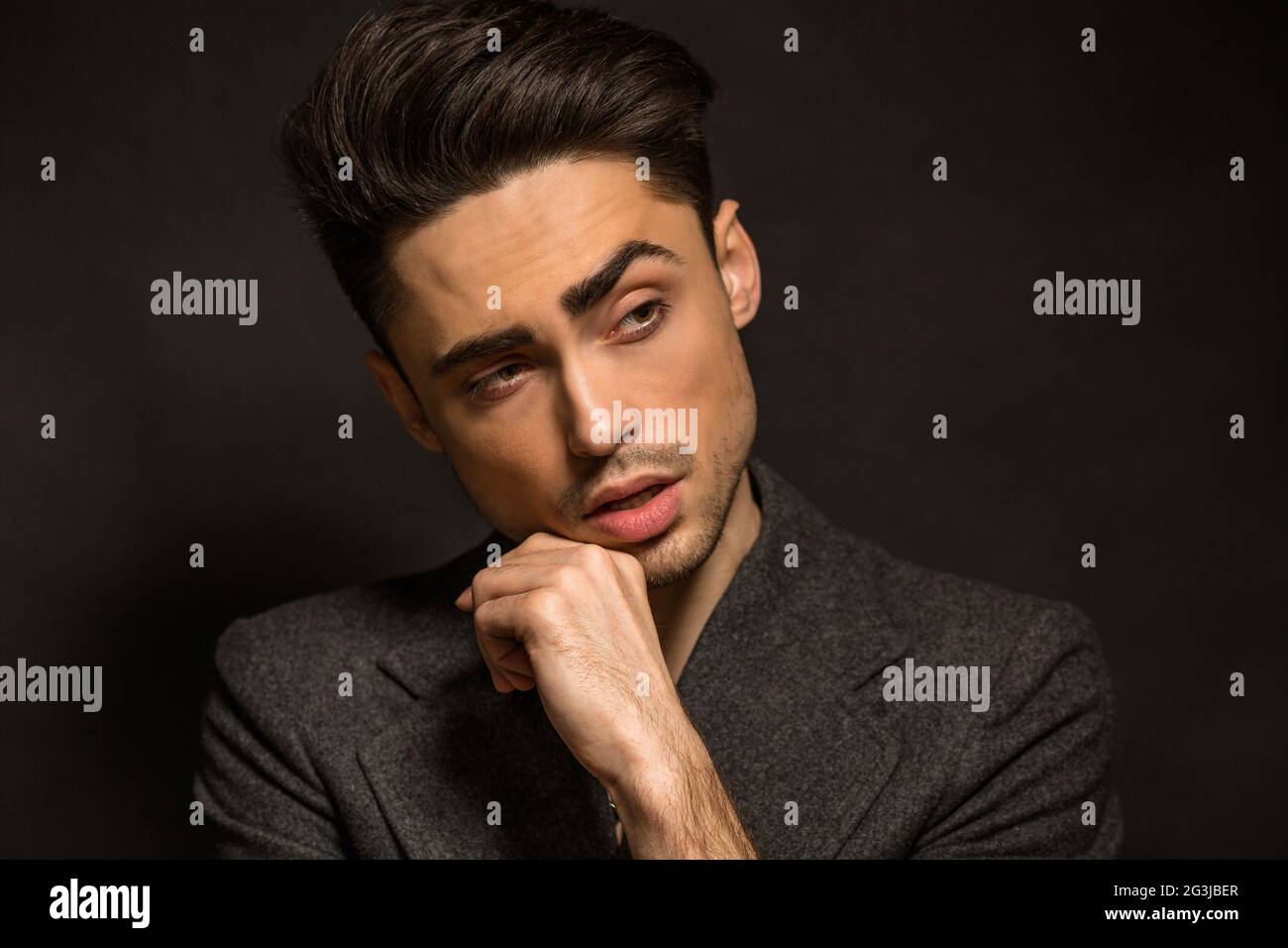 Serious black model hi-res stock photography and images - Alamy