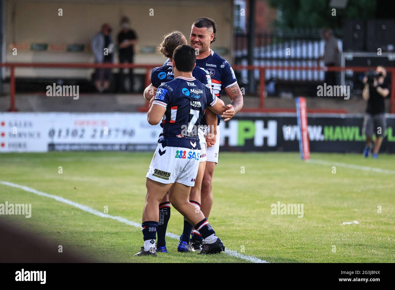 Jacob Miller (6) of Wakefield Trinity celebrates his try Stock Photo ...