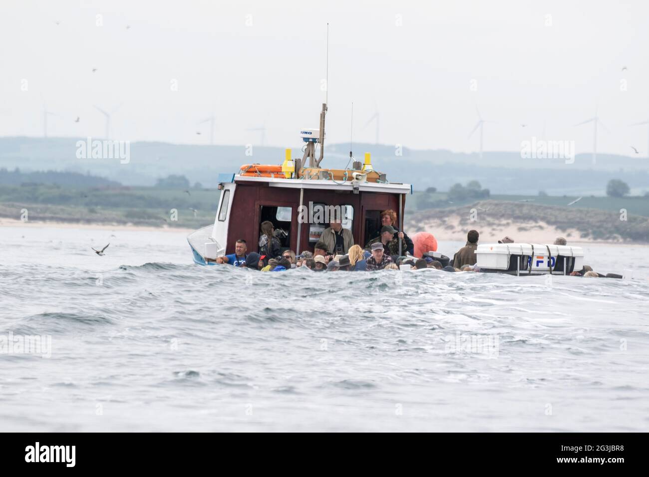Sinking islands hi-res stock photography and images - Alamy