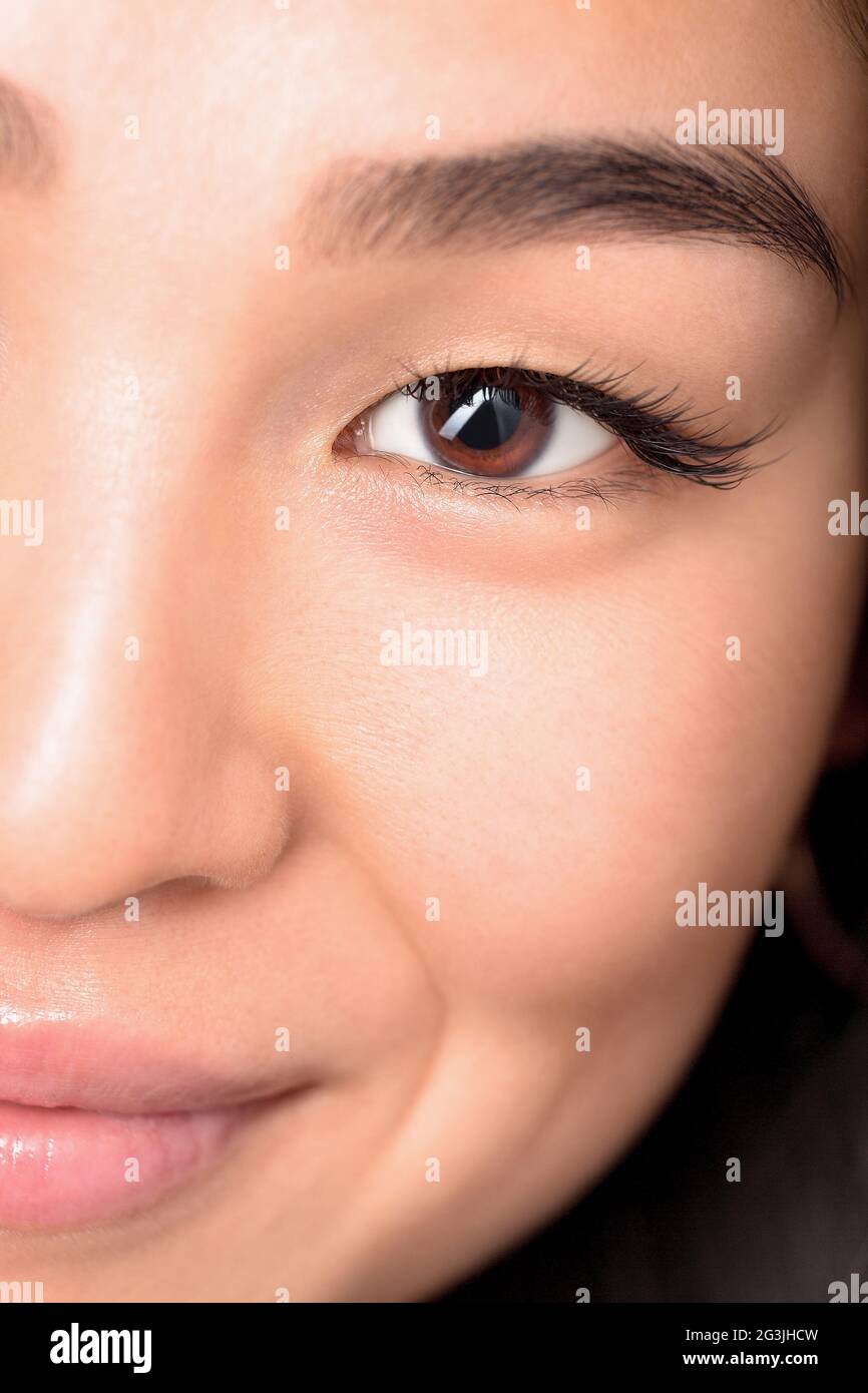 Face of Asian lady Stock Photo - Alamy