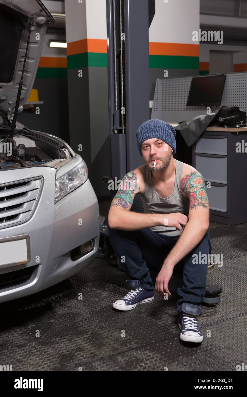 Worker service hi-res stock photography and images - Alamy