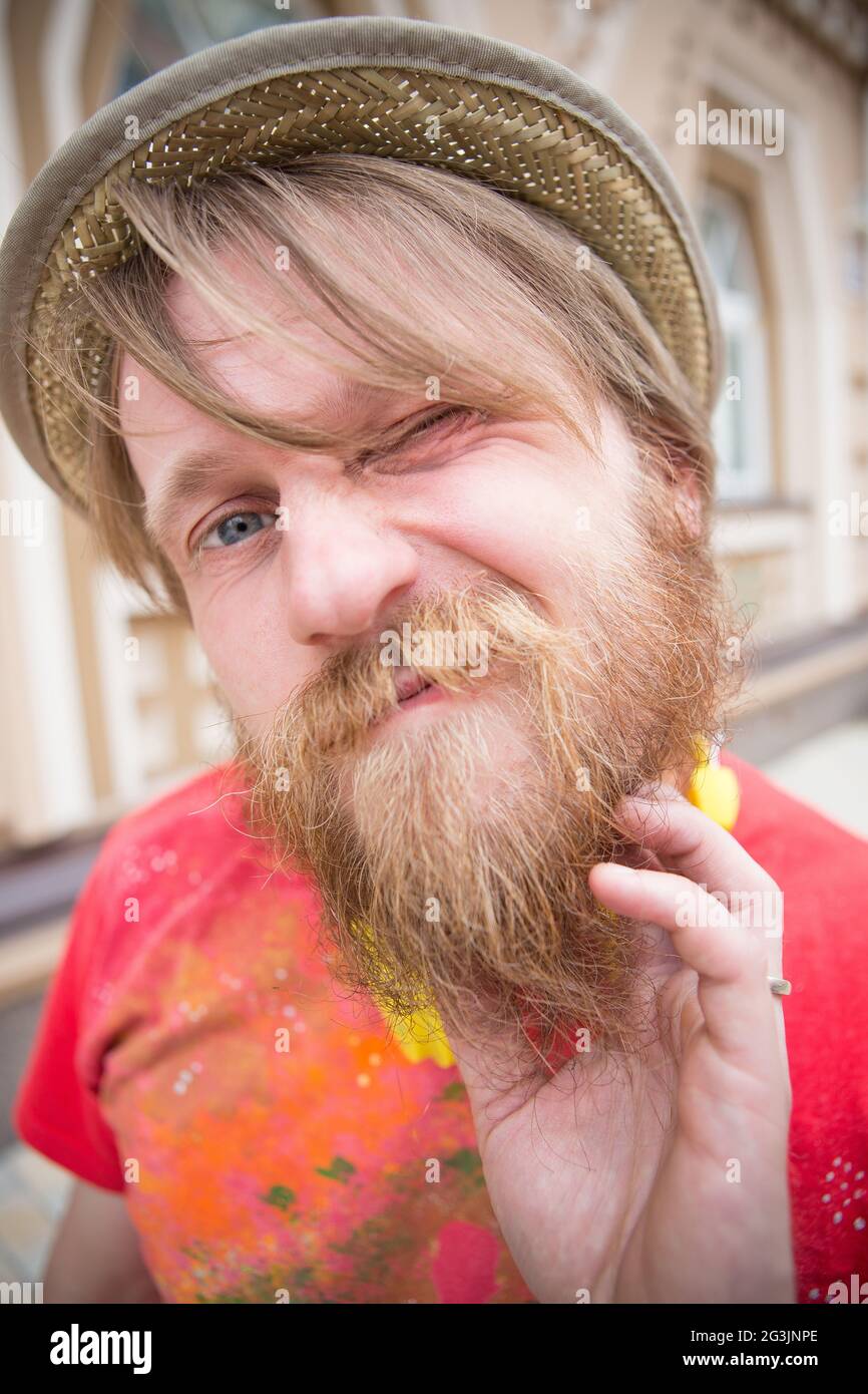 Bearded surprised man hipster hi-res stock photography and images - Alamy