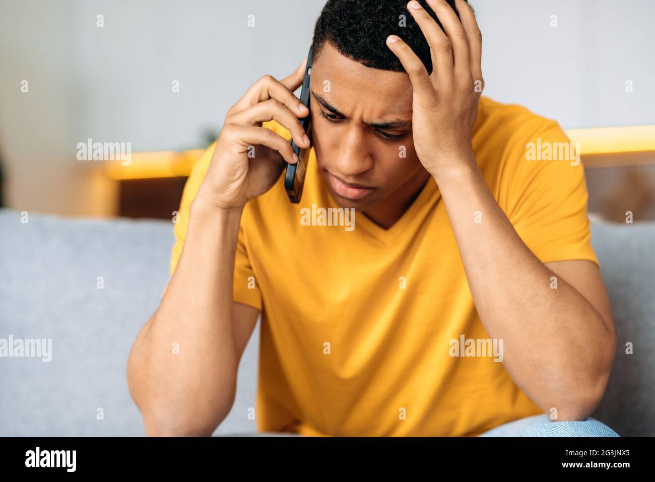 Unhappy voice hi-res stock photography and images - Alamy