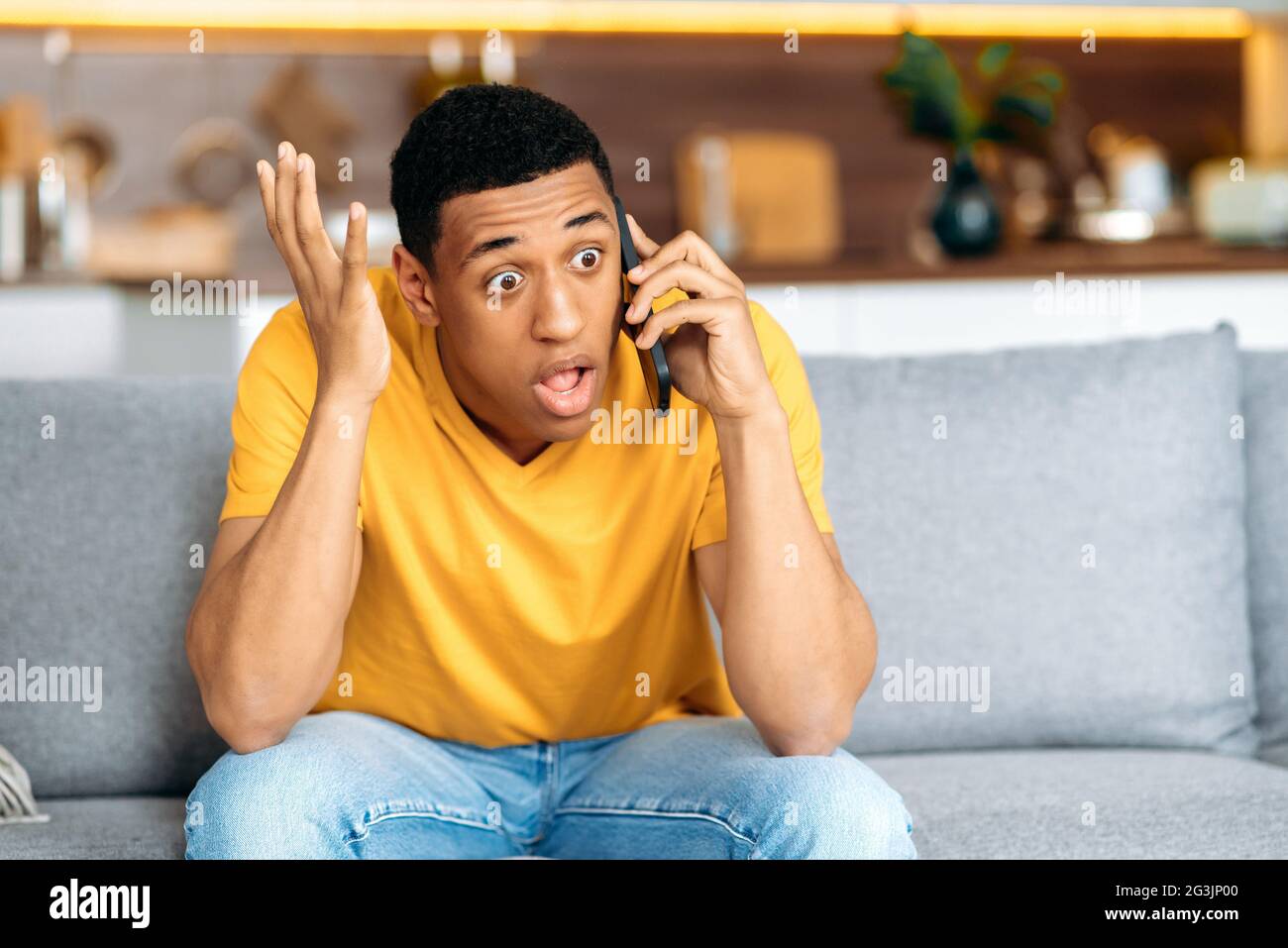 Overwhelming news hi-res stock photography and images - Alamy