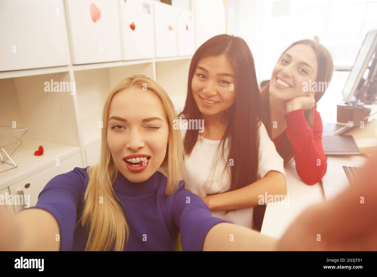 Students making something together hi-res stock photography and images ...