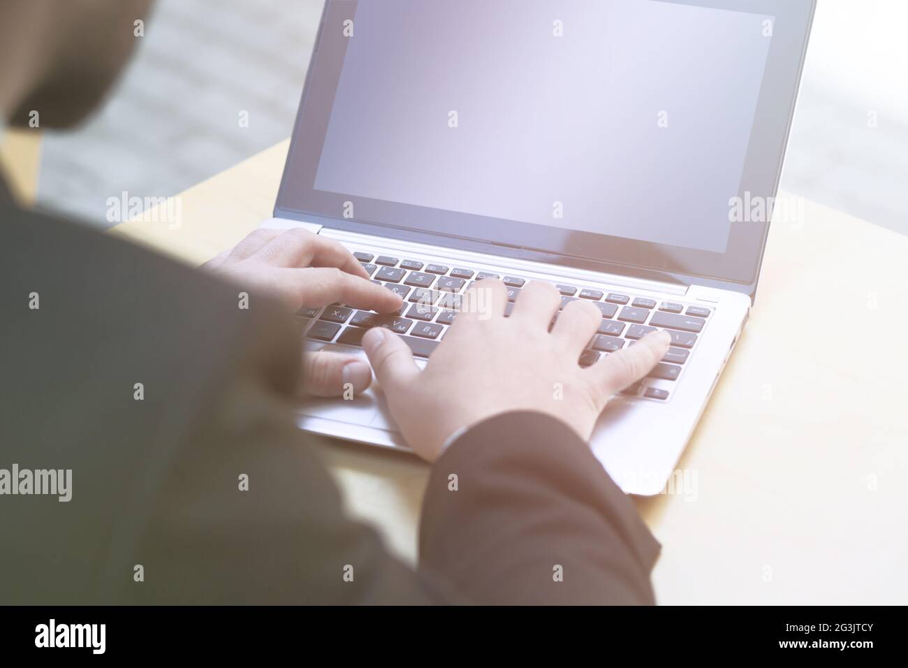 Businessman work outside laptop hi-res stock photography and images - Alamy