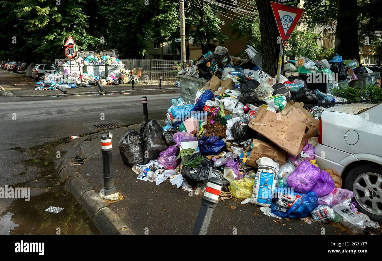 Bucharest, Romania - June 15, 2021: Garbage on the streets of sector 1 ...
