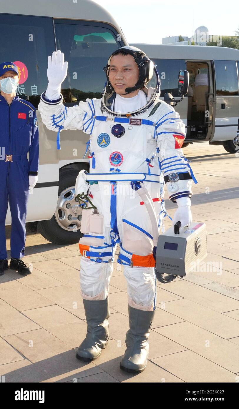 Tang Astronaut Commercial