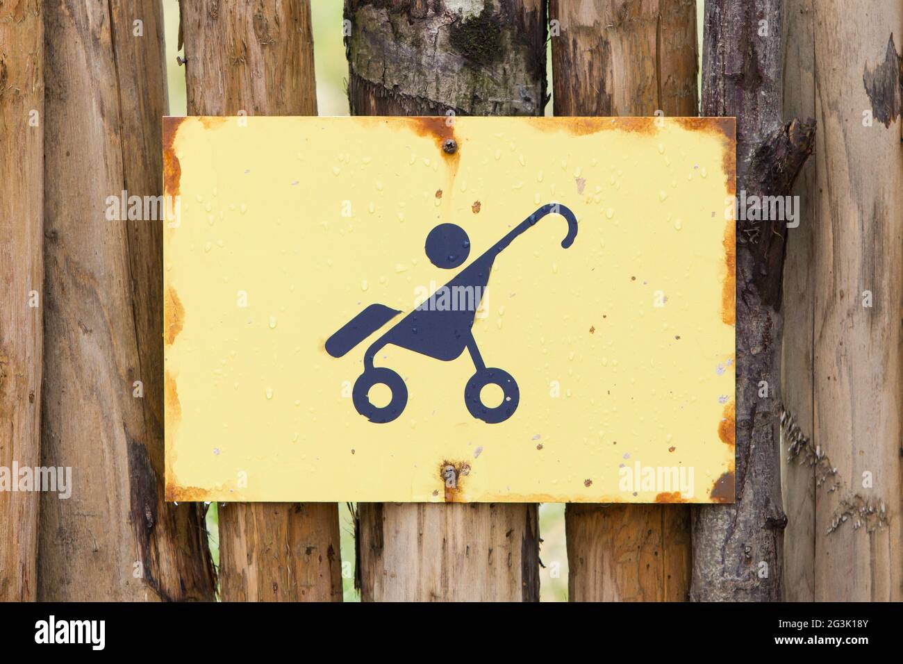 Baby stroller sign Stock Photo - Alamy