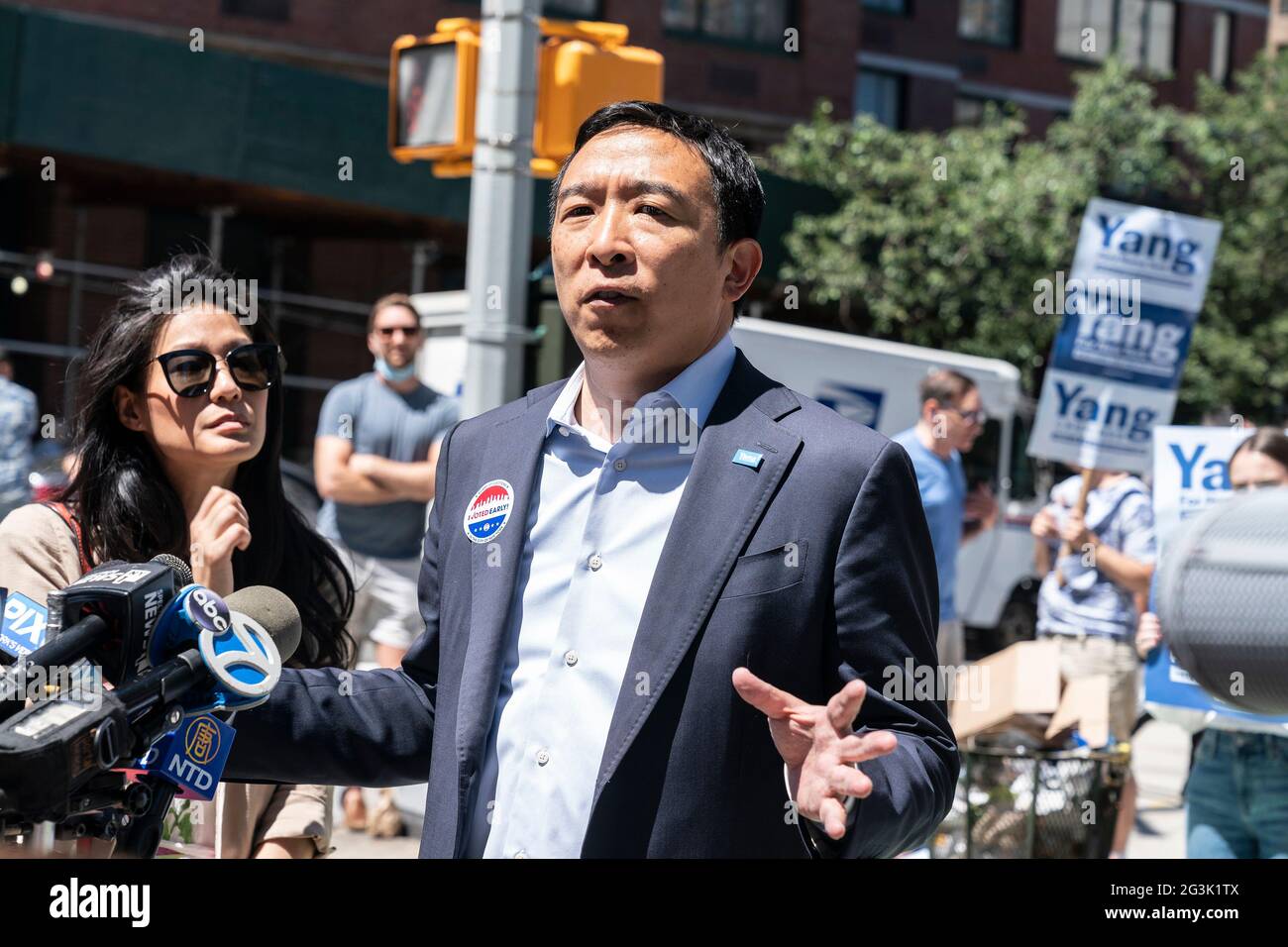 Mayoral candidate Andrew Yang addresses press after early vote on ...