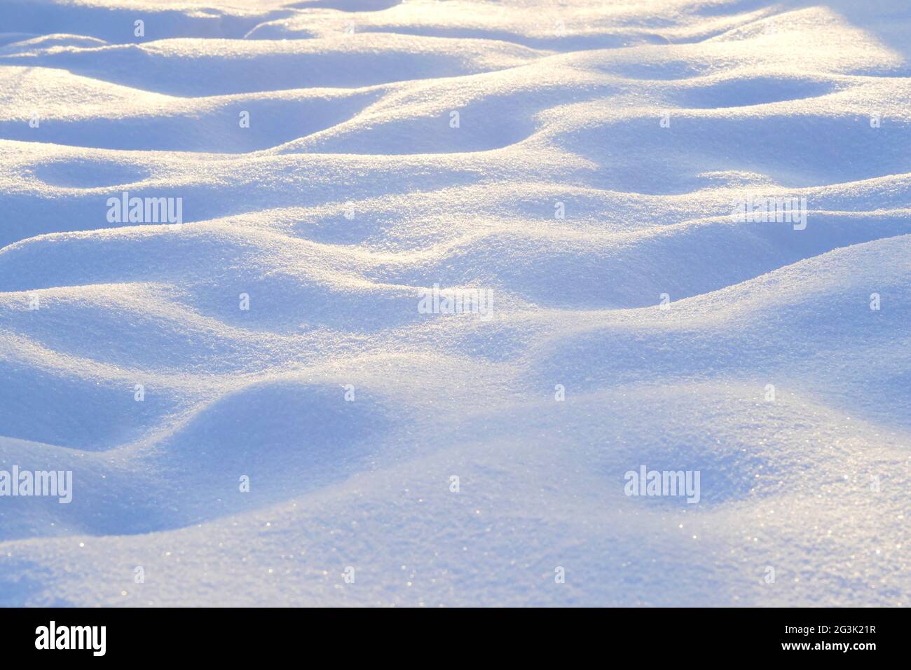 snow covering the ground Stock Photo - Alamy