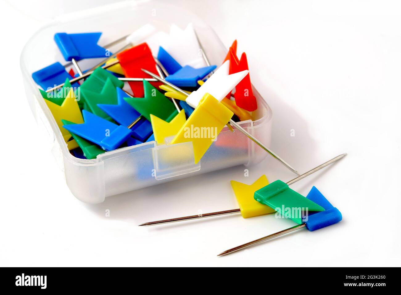 Red marking pins hi-res stock photography and images - Alamy