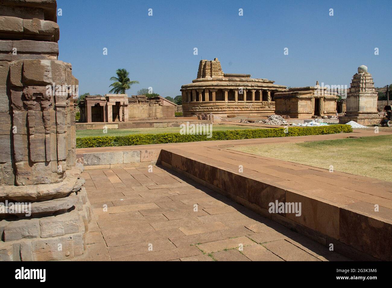 Durga Temple, Aihole Stock Photo - Alamy