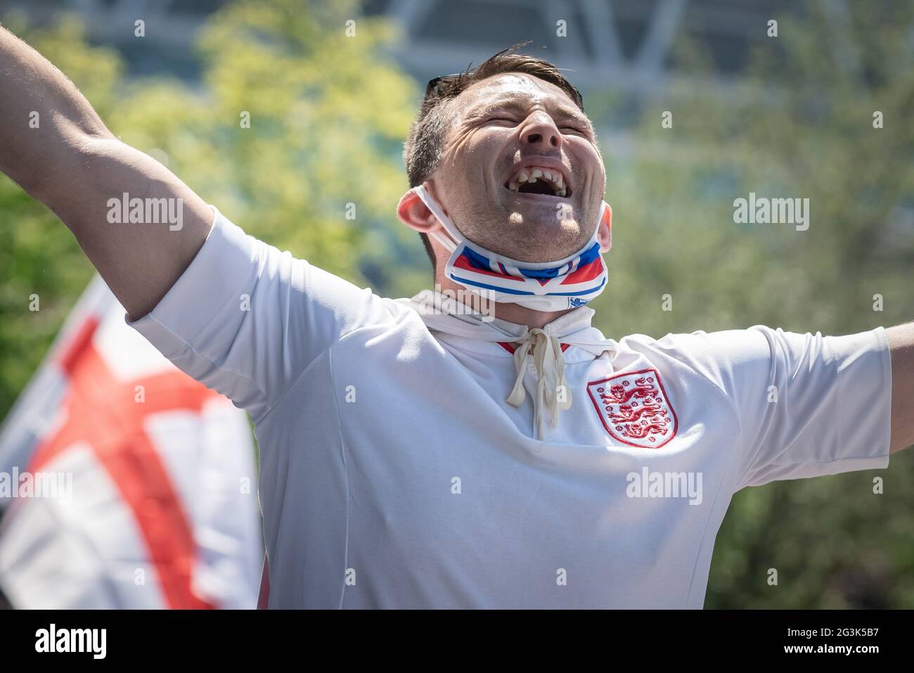 Euro 2020: Fans arrive at Wembley in a festive mood ready for England ...