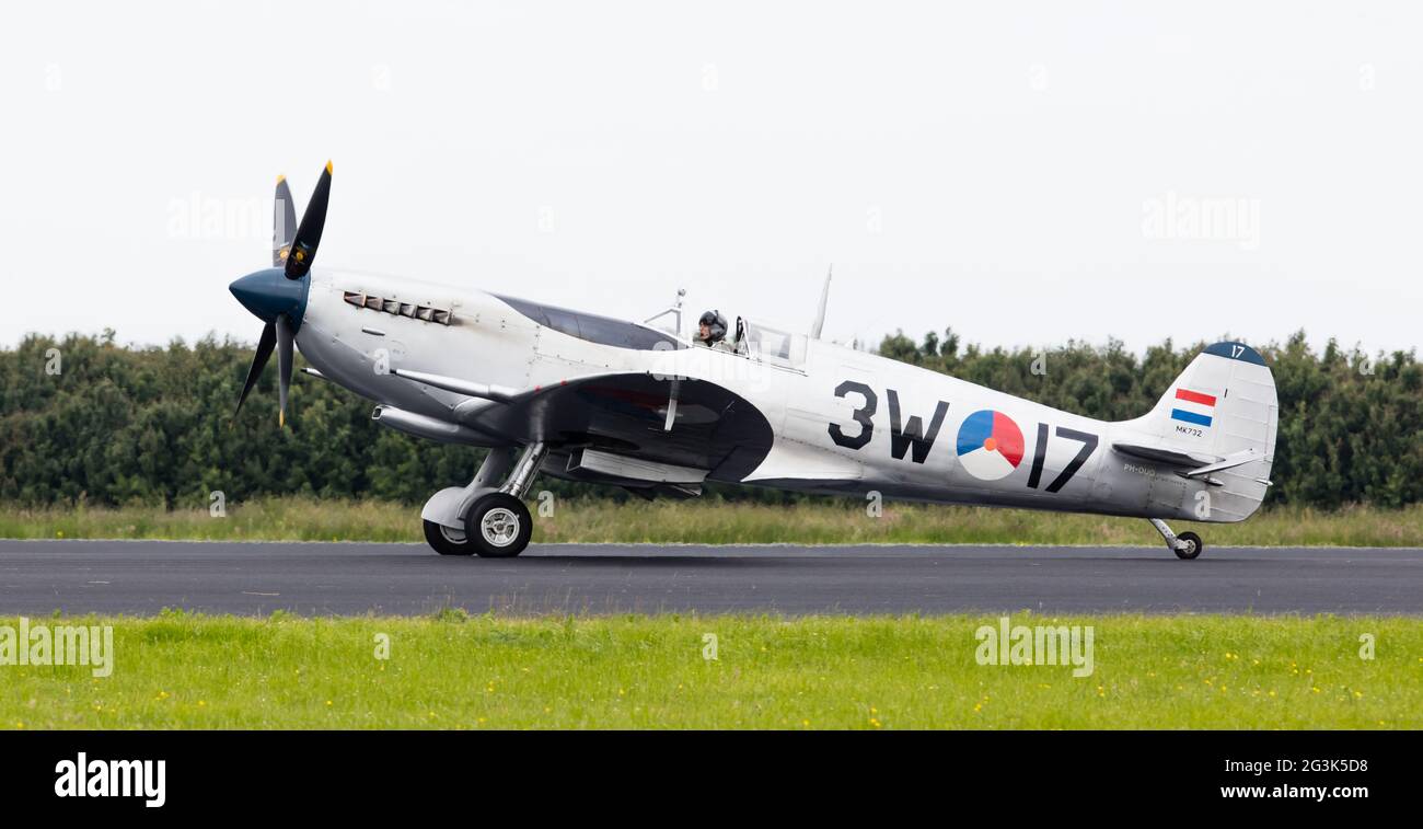 LEEUWARDEN, THE NETHERLANDS - JUNE 10, 2016: A vintage Spitfire fighter ...