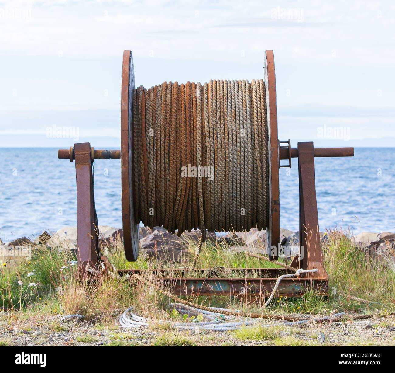 Abandoned rusty steel cable Stock Photo - Alamy