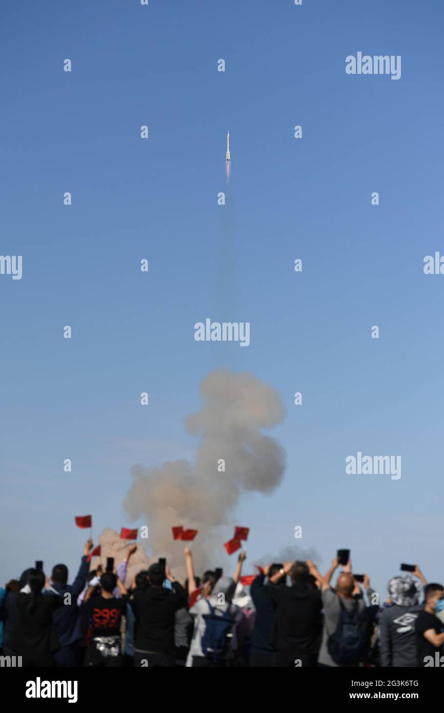 Jiuquan, Jiuquan Satellite Launch Center in northwest China's Gobi ...