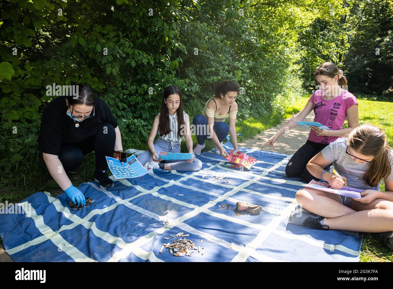 Plastic pirates project hi-res stock photography and images - Alamy