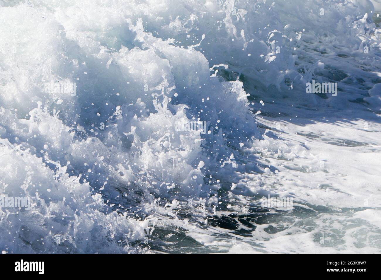 Wave propulsion hi-res stock photography and images - Alamy