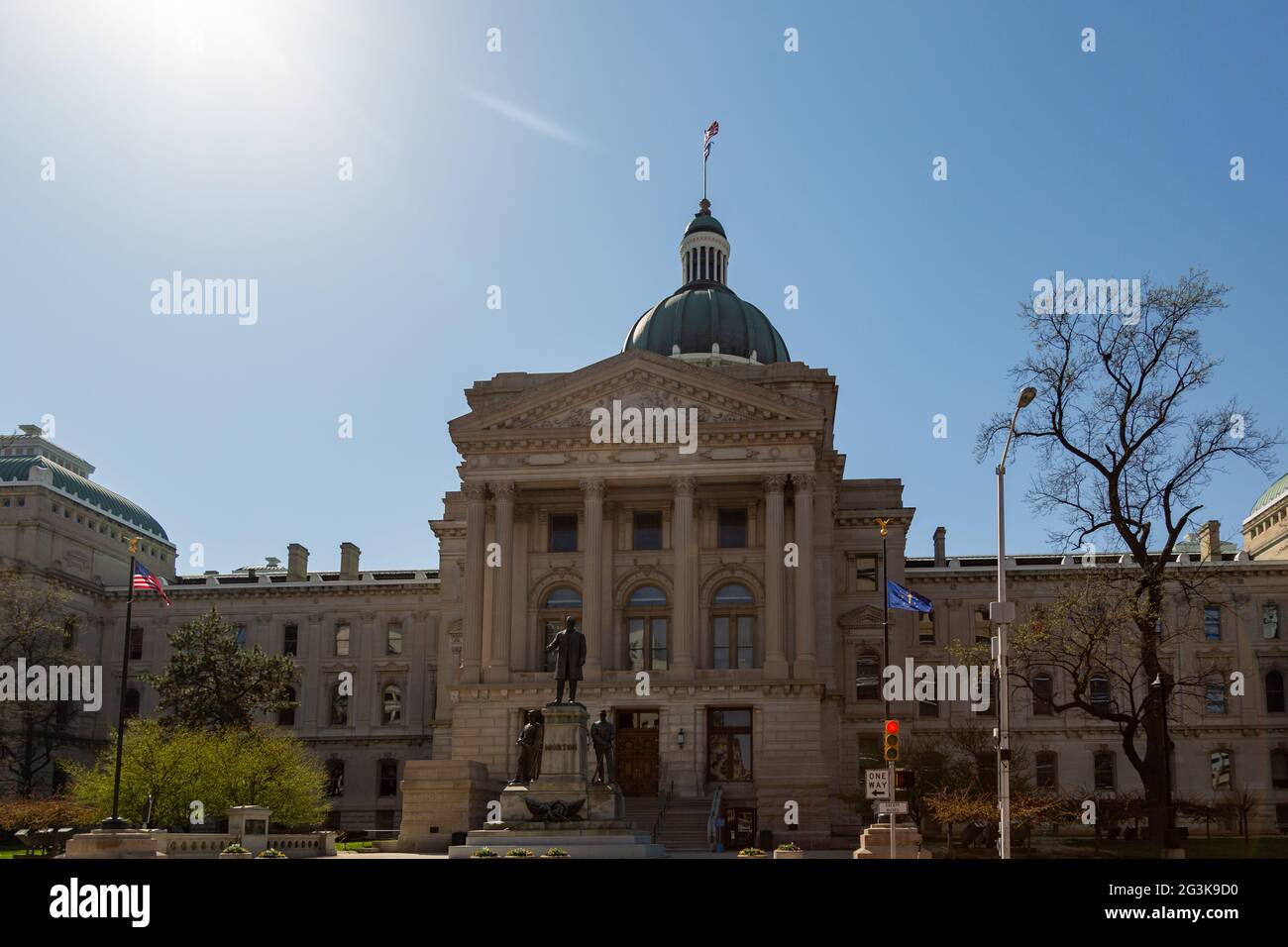 Indiana state government building hi-res stock photography and images ...