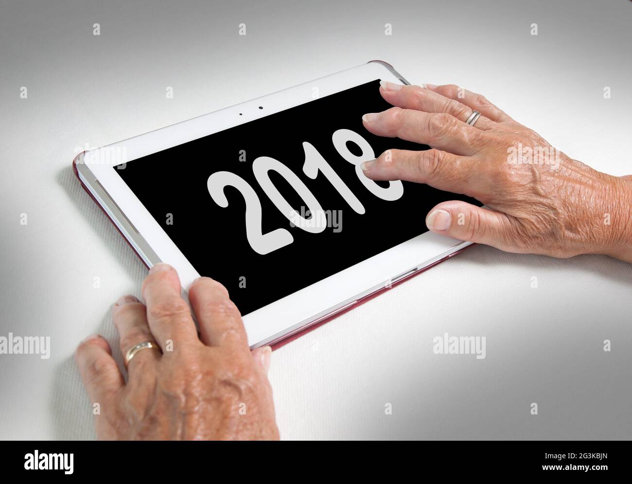 Senior lady relaxing and her tablet - 2018 Stock Photo - Alamy