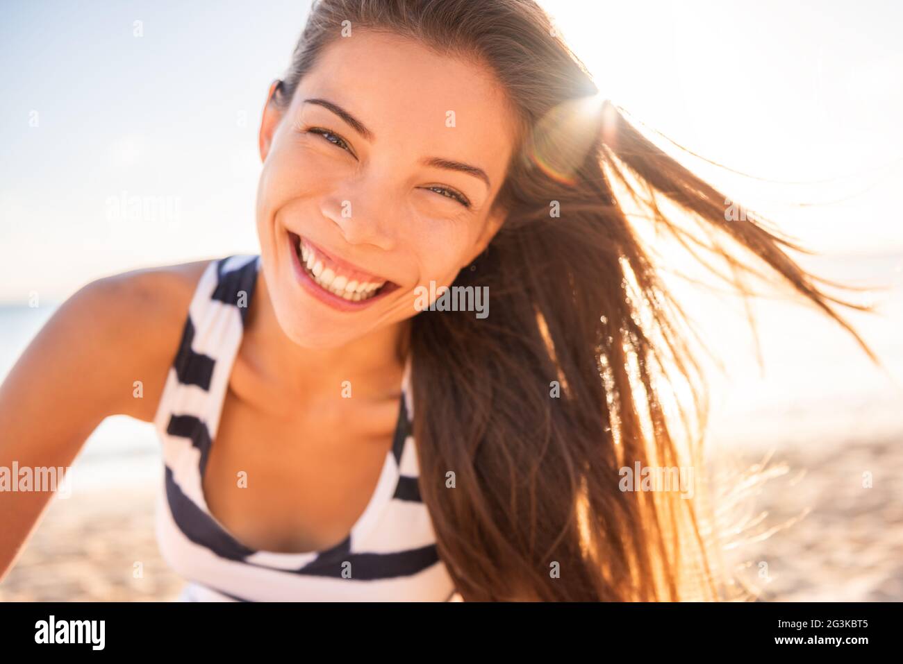 Toothy smile summer hi-res stock photography and images - Alamy