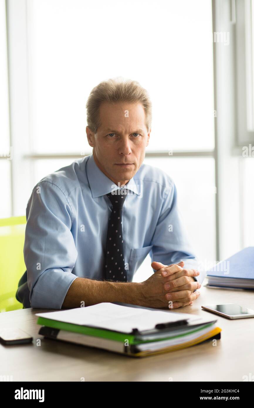 Angry office worker hi-res stock photography and images - Alamy