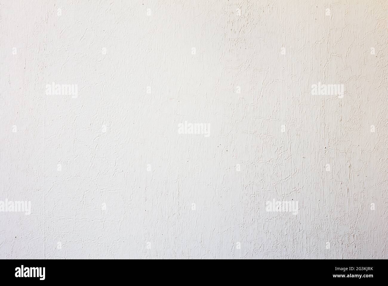 Simple white wallpaper Stock Photo - Alamy