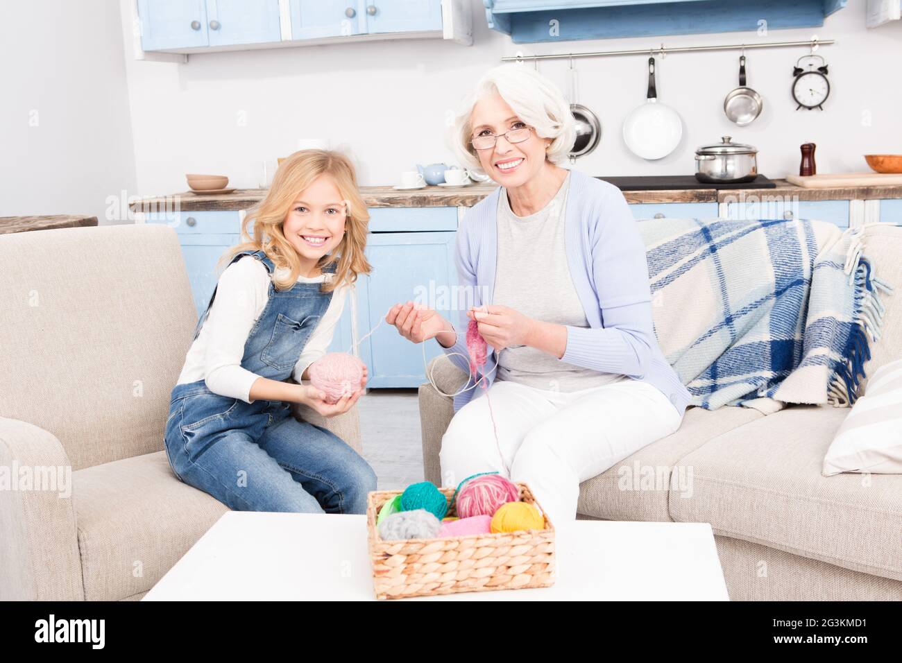 Granny knitting hi-res stock photography and images - Alamy
