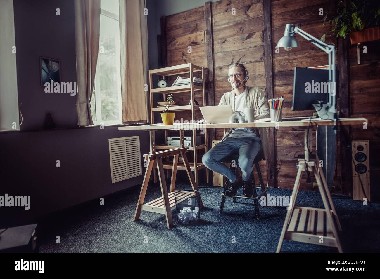 Working place workplace hi-res stock photography and images - Alamy