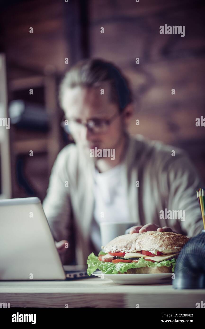 Typing with one hand hi-res stock photography and images - Alamy