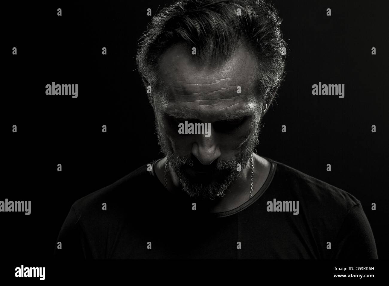 Dramatic black white portrait man hi-res stock photography and images ...