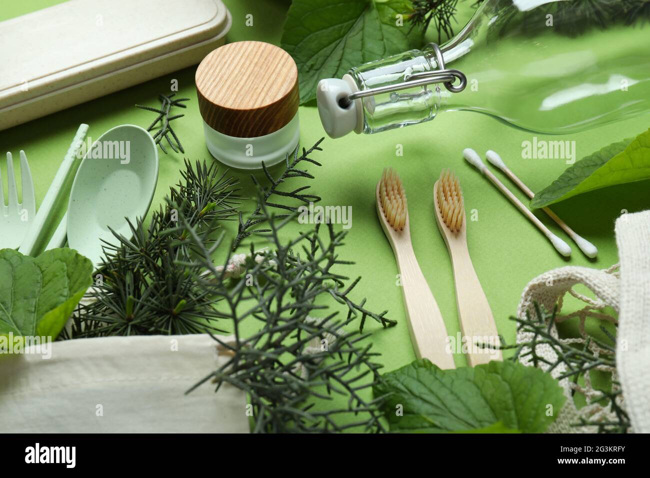 Eco friendly zero waste concept on green background Stock Photo - Alamy