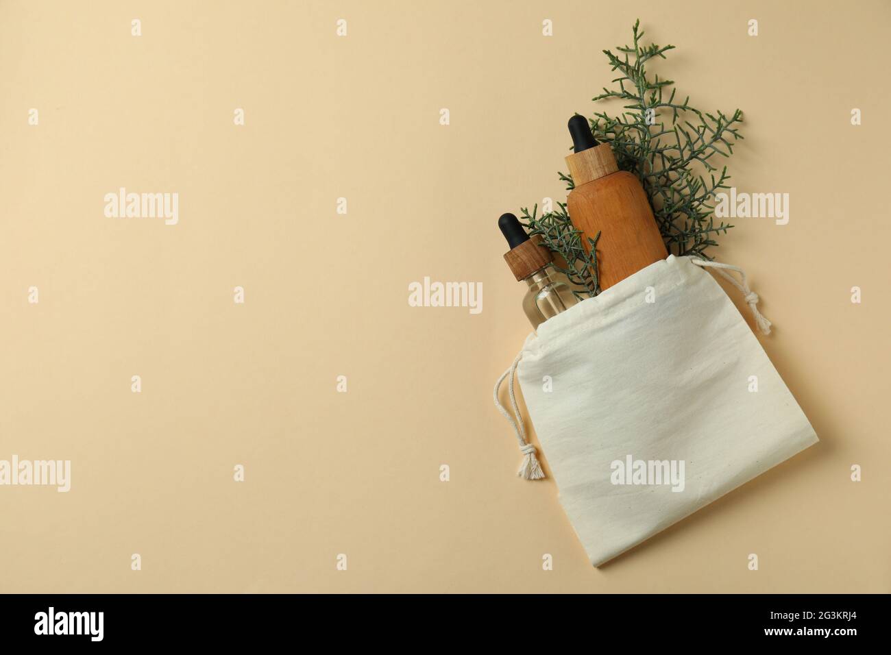 Eco friendly zero waste concept on beige background Stock Photo - Alamy