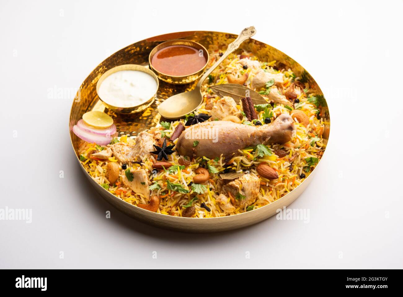 Chicken Biryani With Raita