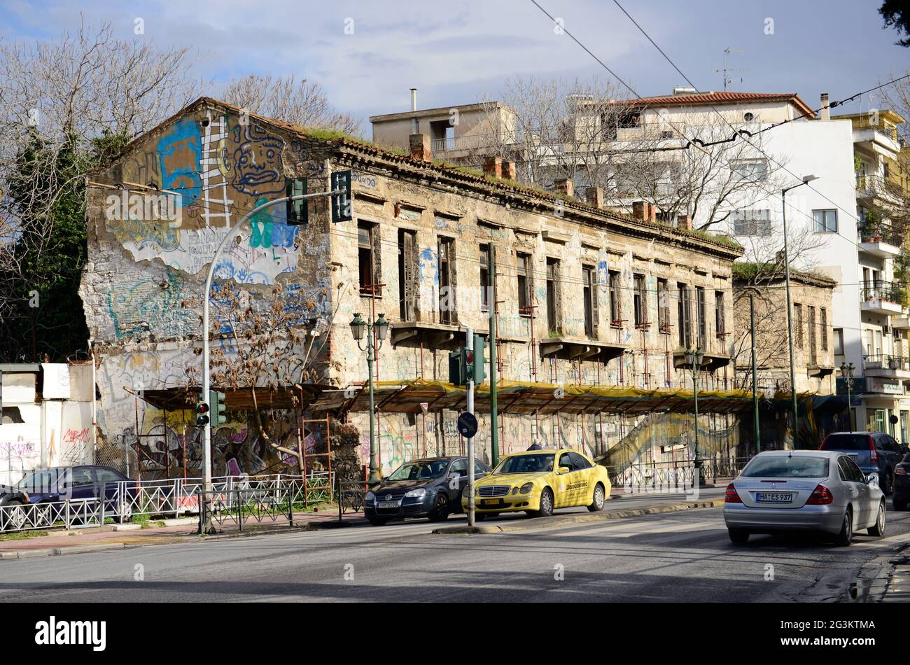 Greek greece crumbling hi-res stock photography and images - Alamy