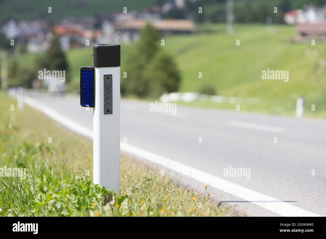 Reflector plate hi-res stock photography and images - Alamy