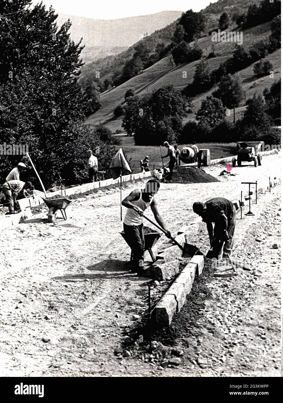 1960s construction worker hi-res stock photography and images - Alamy