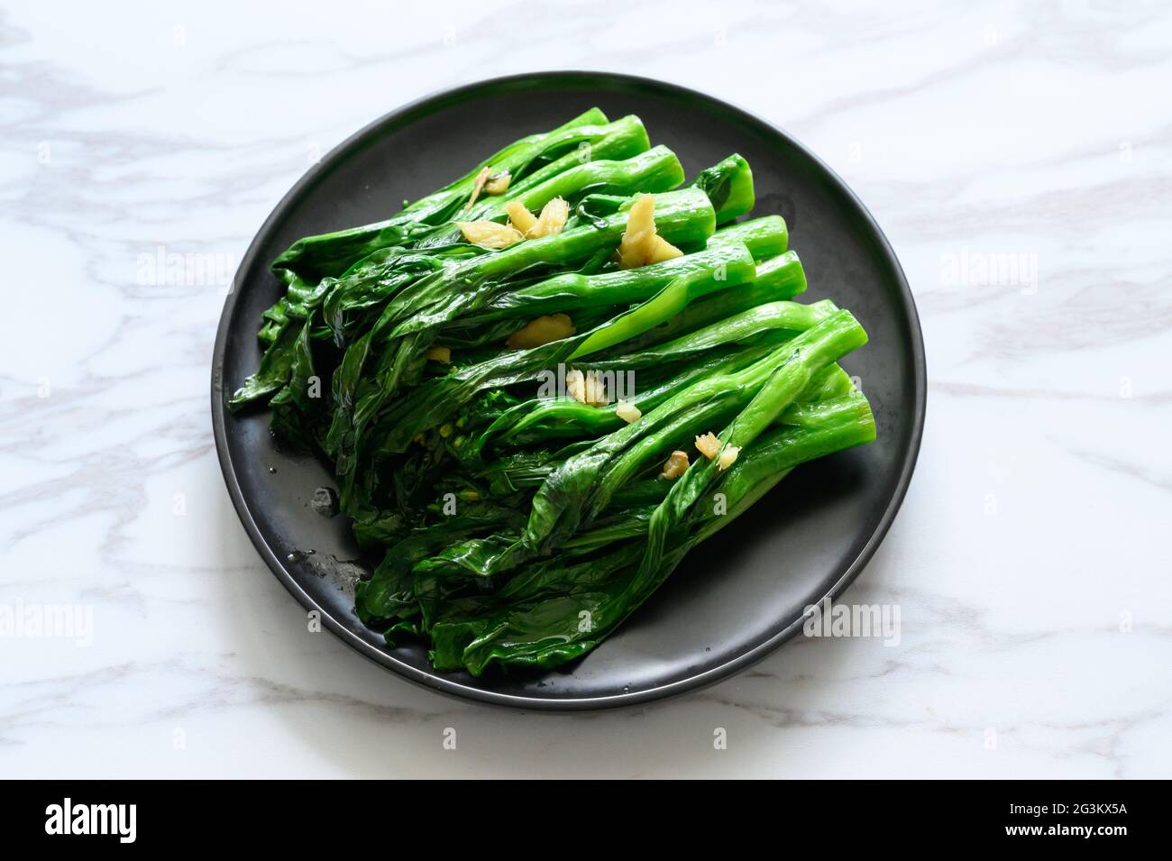The plate of stir-fried vegetables Stock Photo - Alamy