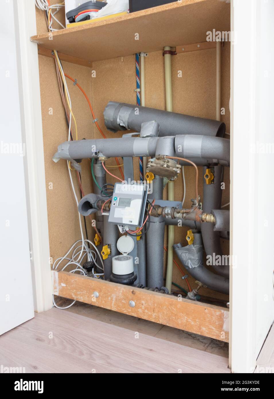Meter cabinets hi-res stock photography and images - Alamy