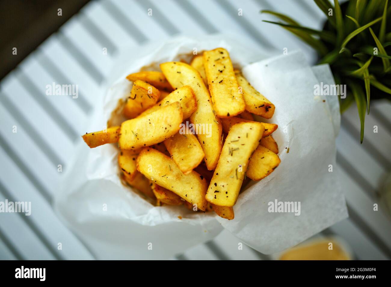 Large french fries hi-res stock photography and images - Alamy
