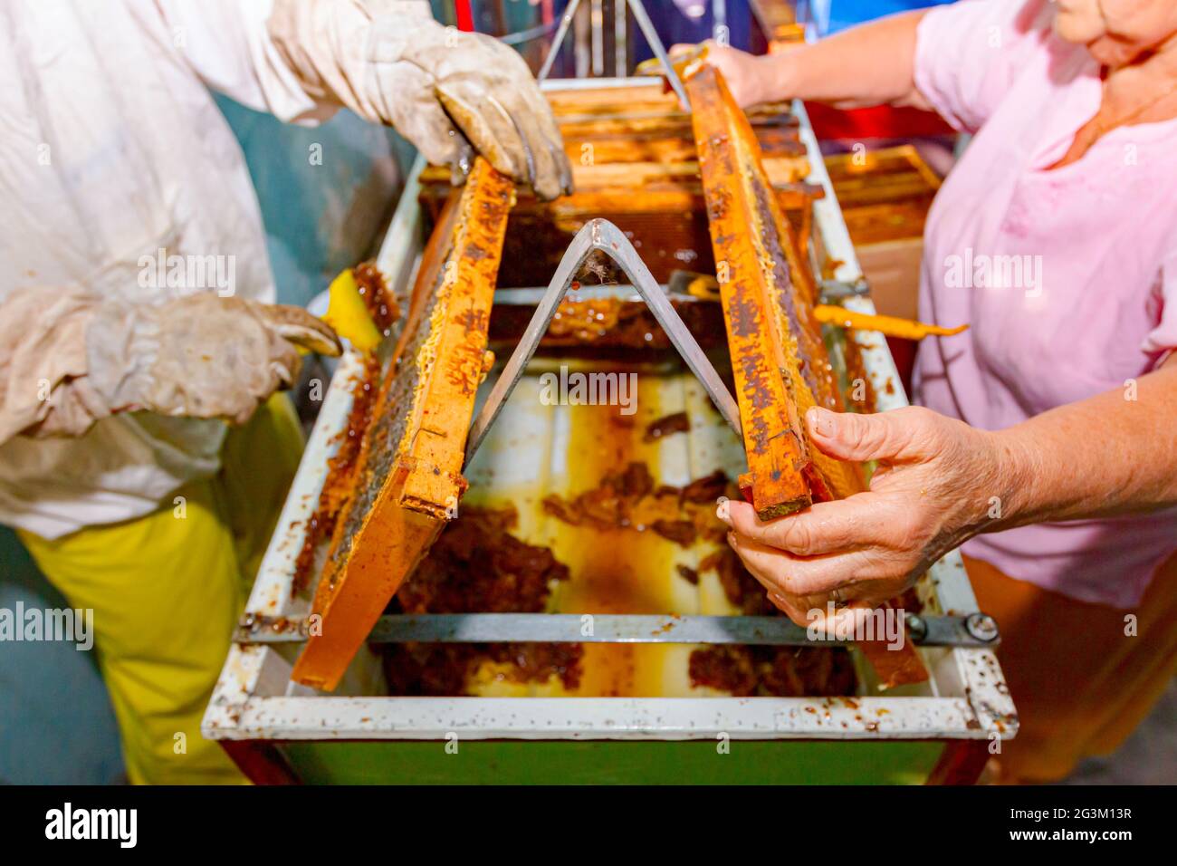 Cell extraction team hi-res stock photography and images - Alamy