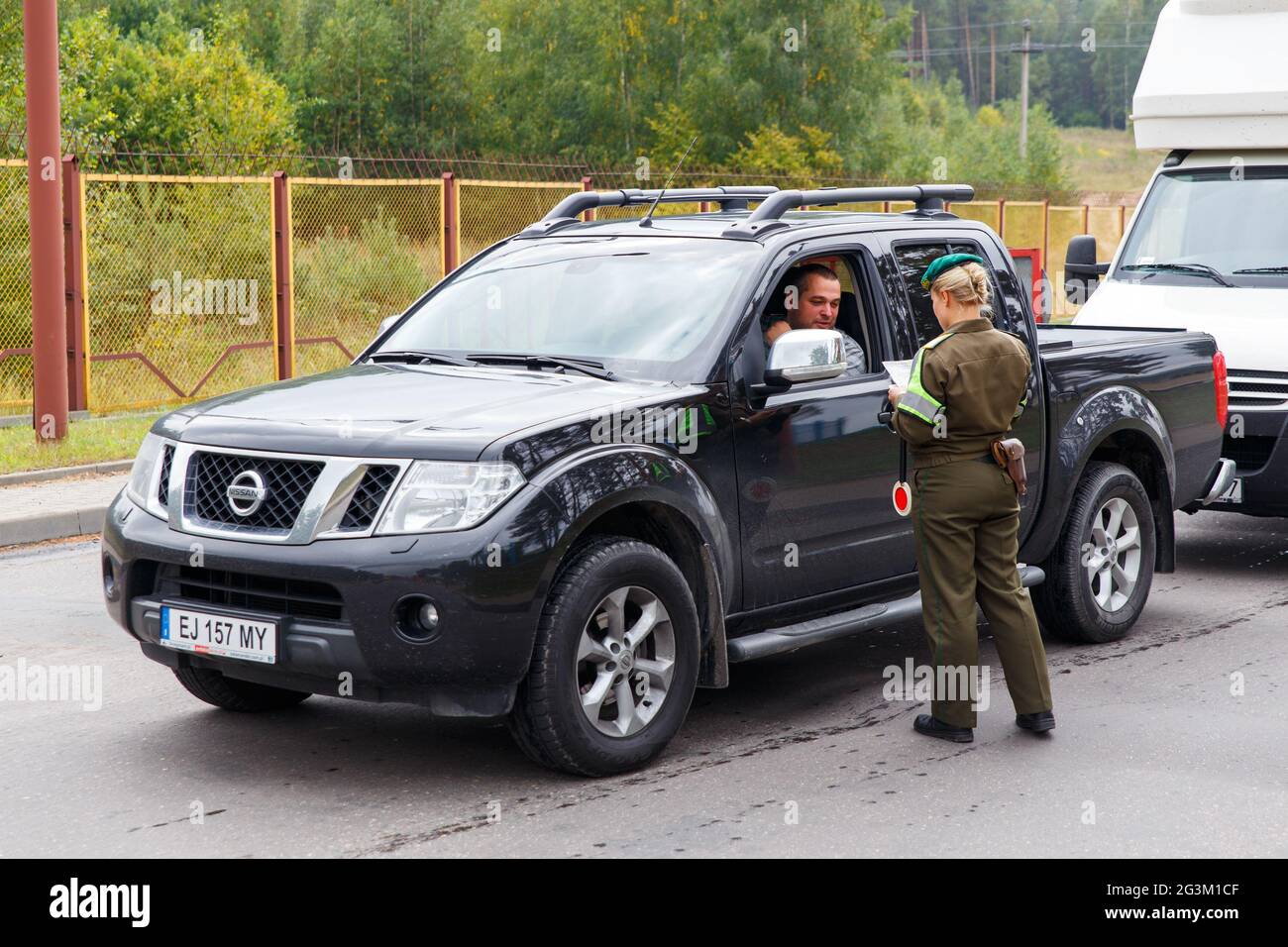 Border boundary immigration hi-res stock photography and images - Alamy